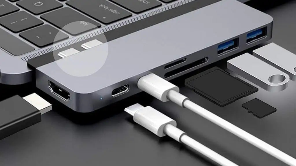 Macbook Docking Stations vs. Traditional Laptop Docks: Which Is Right